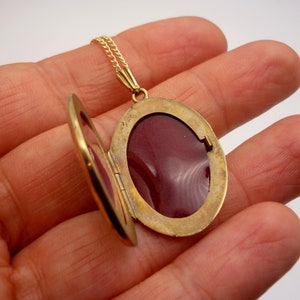 Vintage 9ct Gold Photo Locket on Chain, Double Sided Opening Locket for ...