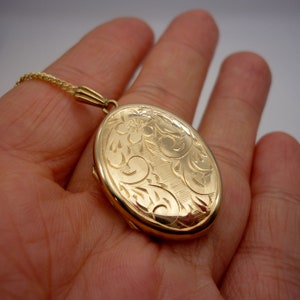 Vintage 9ct Gold Photo Locket on Chain, Double Sided Opening Locket for ...