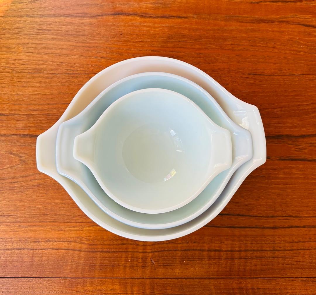 Pyrex Colonial Mist Cinderella Mixing Bowl Set of 3 - Etsy