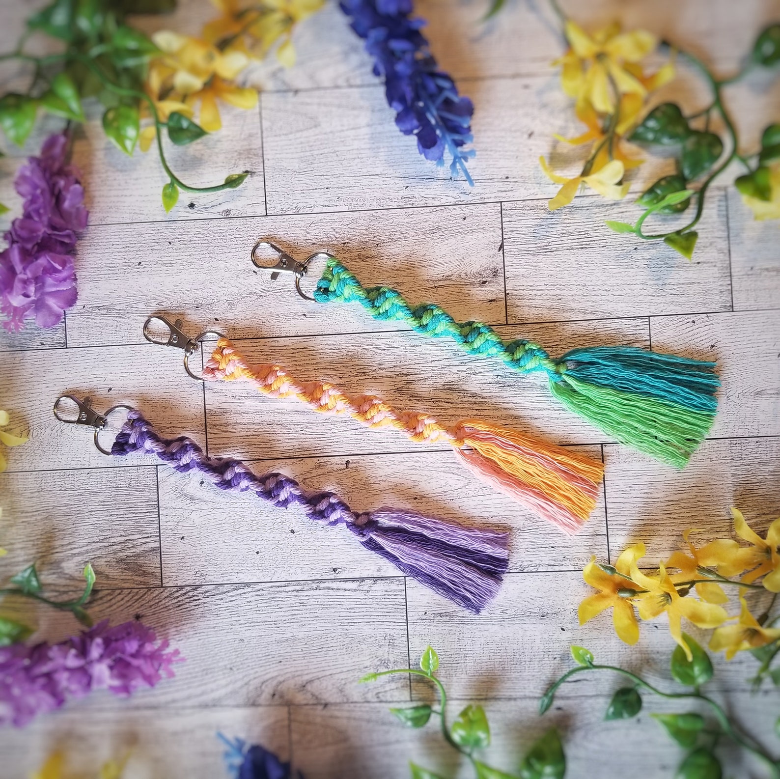 DIY Macrame Spiral Keychain Tutorial Download - Etsy