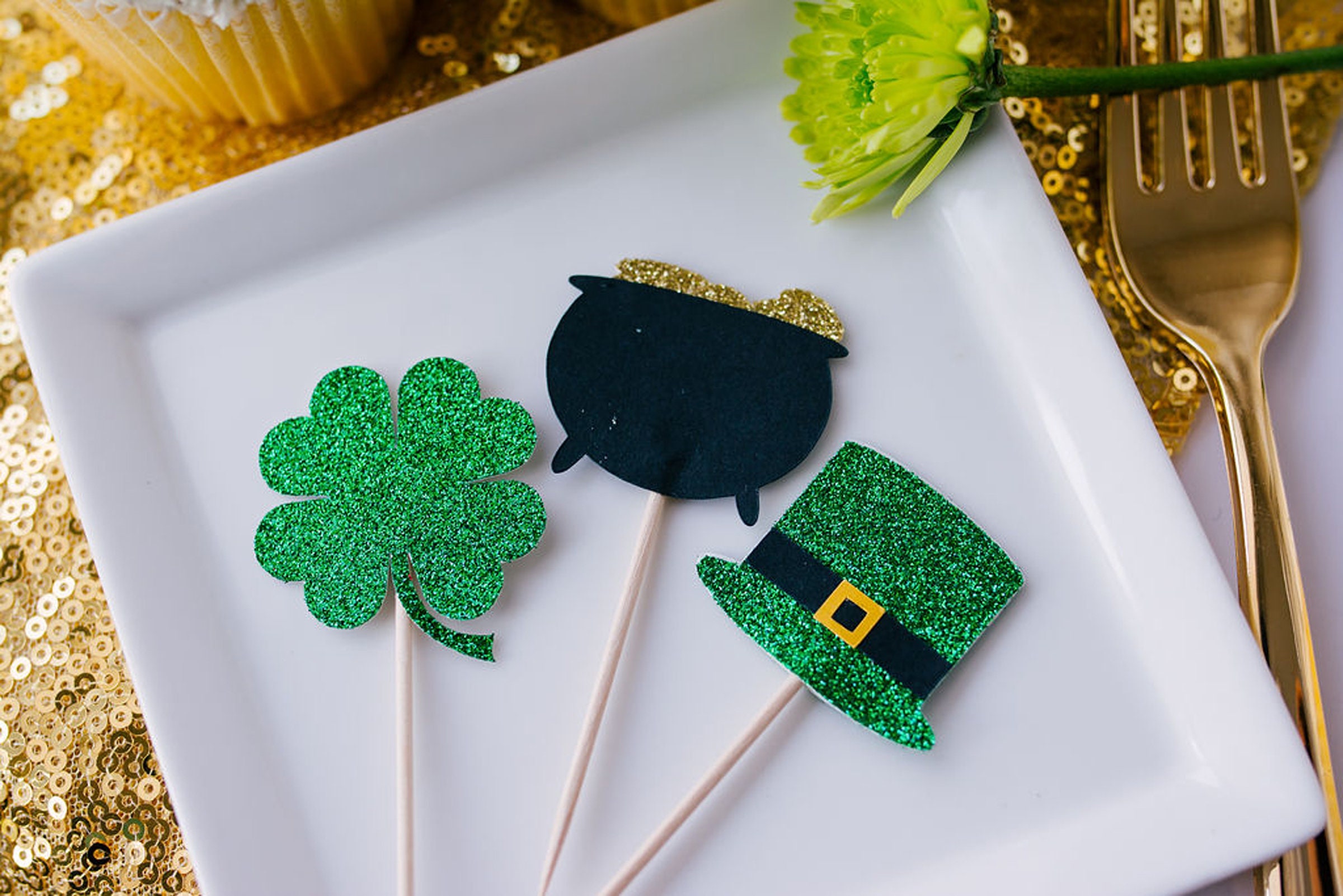 St. Patrick's Day St. Patrick's Day Cupcake Toppers St. Patricks Decor ...