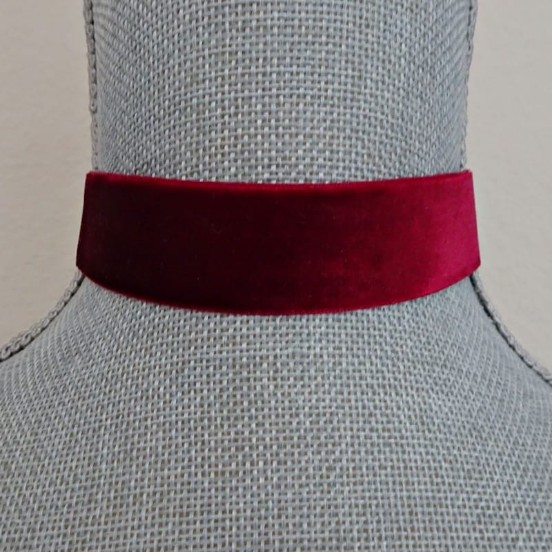 Red Velvet Choker - Etsy