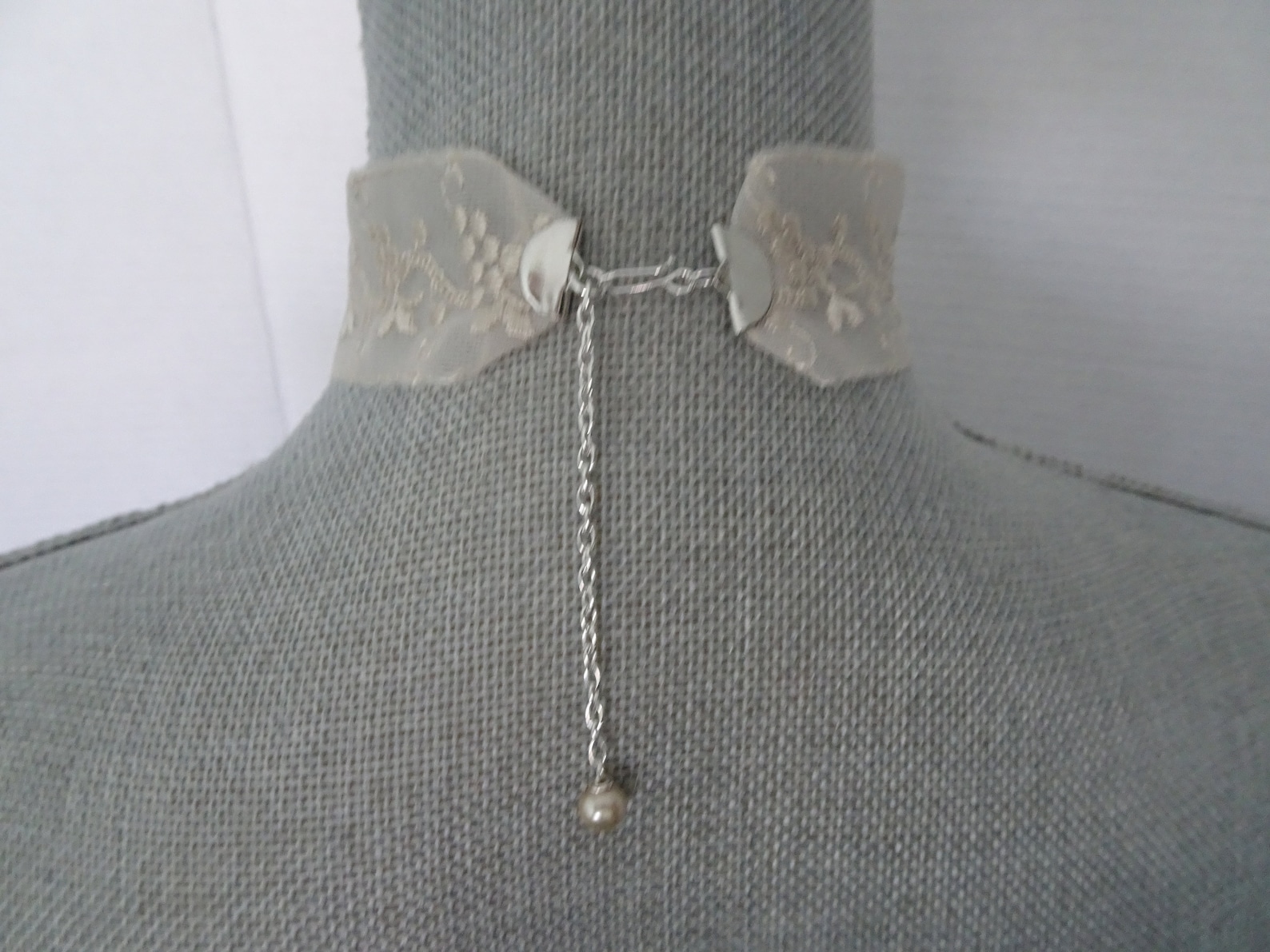 Ivory Embroidered Vintage Ribbon Choker Necklace, Grape Pattern, Prom ...