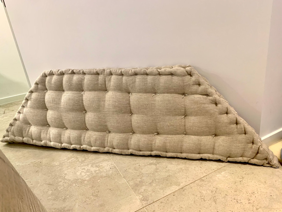 Custom Tufted Cushion / French Tufted Seat Cushion in Natural Linen ...