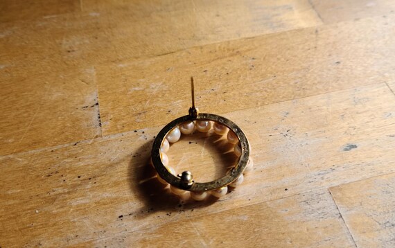 Vintage A&Z Pearl Wreath Pin - Circular Gold Pearl Br… - Gem