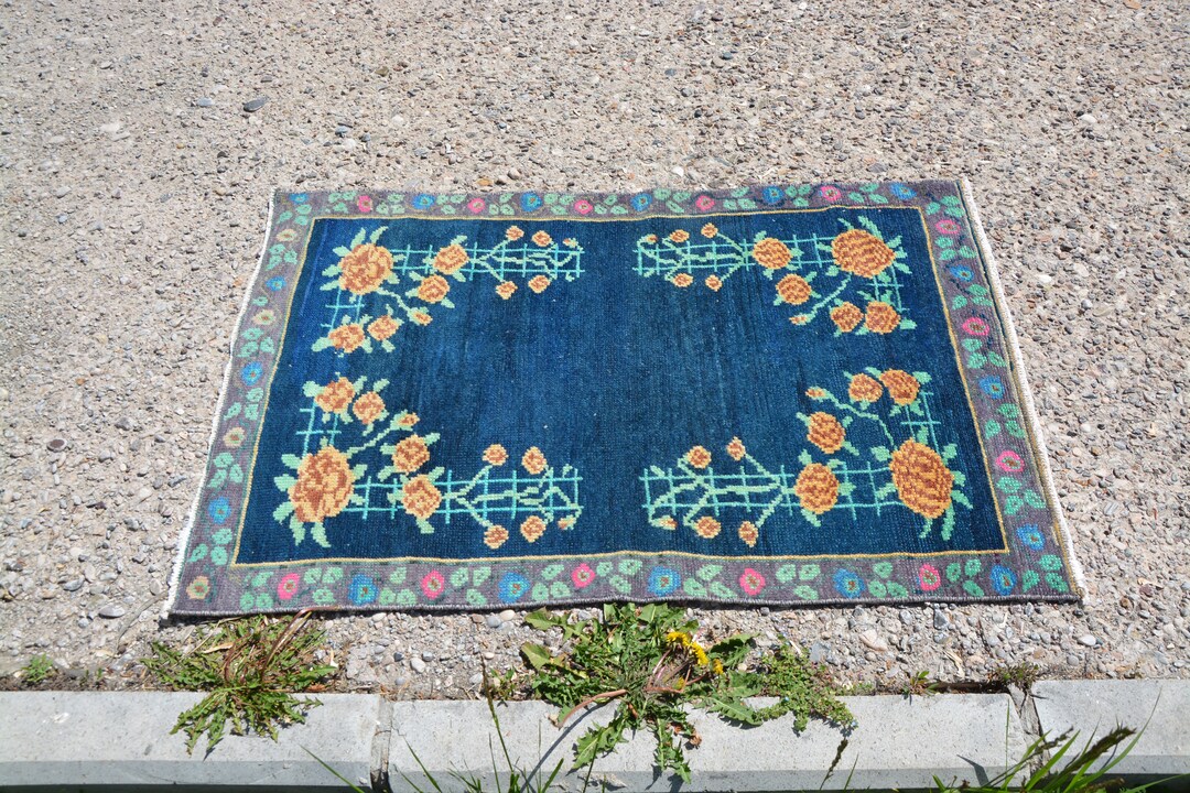 Small Antique Rug Vintage Rug Eclectic Rug Kilim Rug Vintage Floral Rug ...