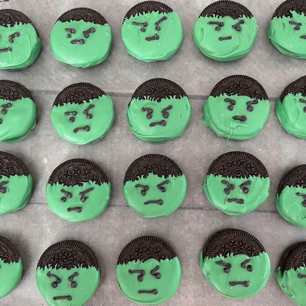 Hulk Oreos - Etsy