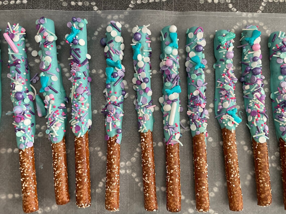 12 Mermaid Themed Chocolate Covered Pretzel Rods - Etsy