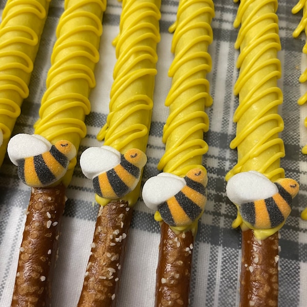 Pretzel Rods Winnie the Pooh - Etsy