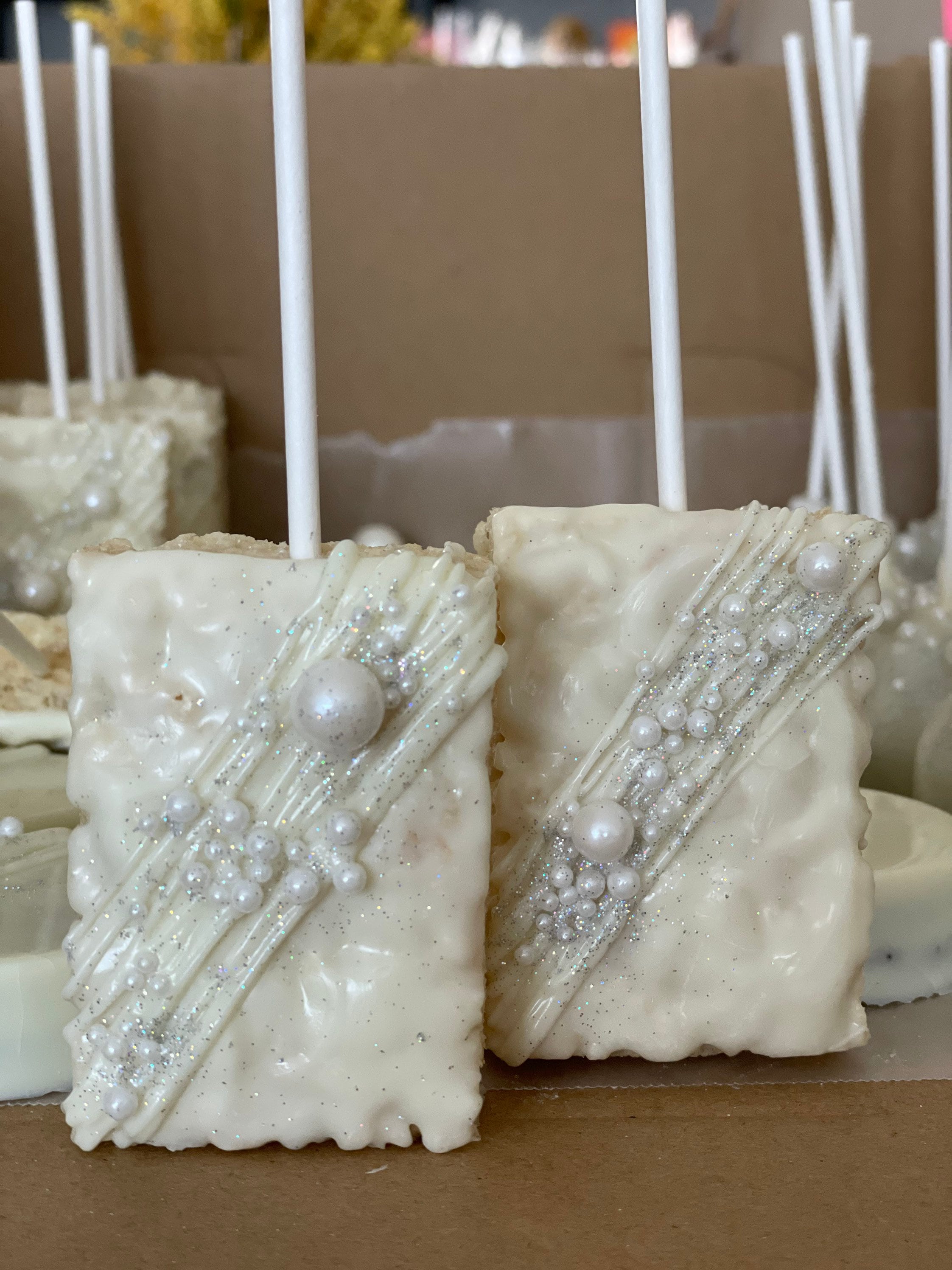 Wedding rice krispie treats 60 photos - Astyledwedding.com