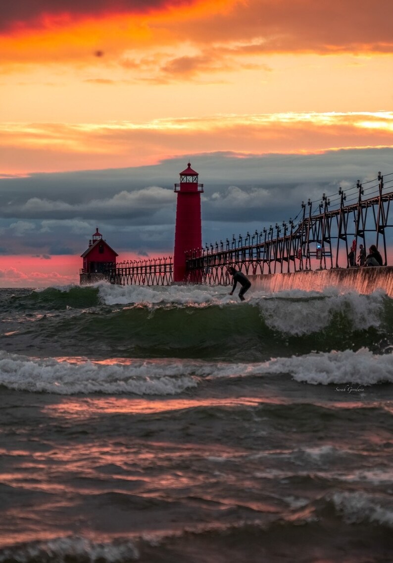 Surfing Under a Moody Sky / Grand Haven Lighthouse / Michigan - Etsy