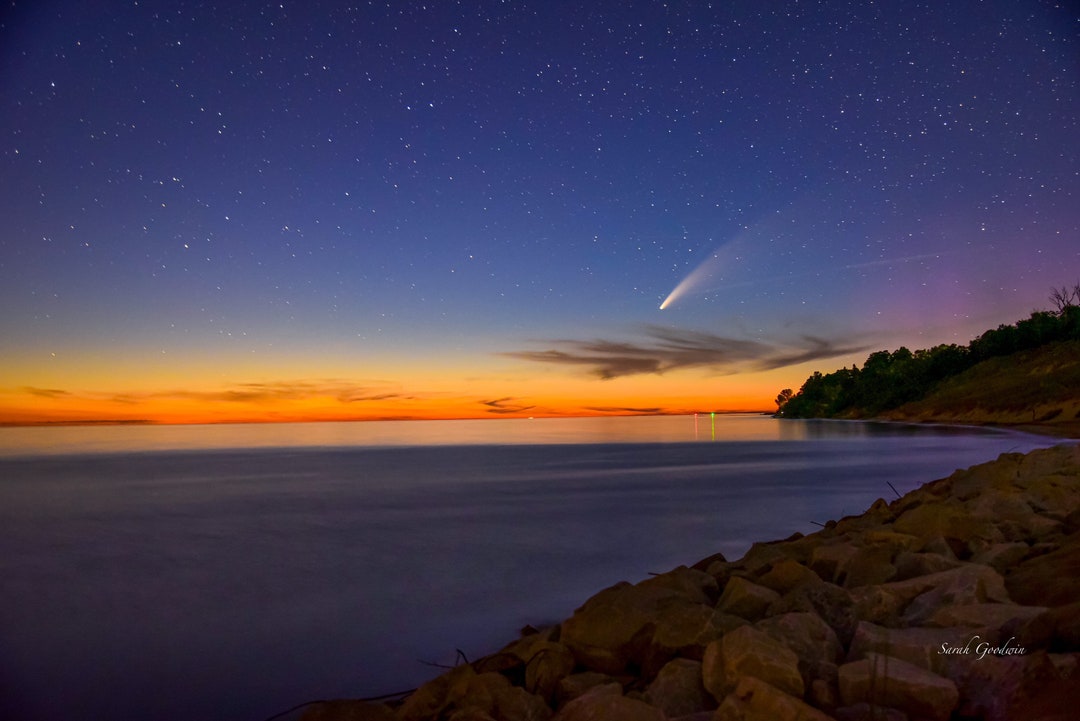 Celestial Dreaming / Duck Lake / Michigan Photography / Stars / Comet ...