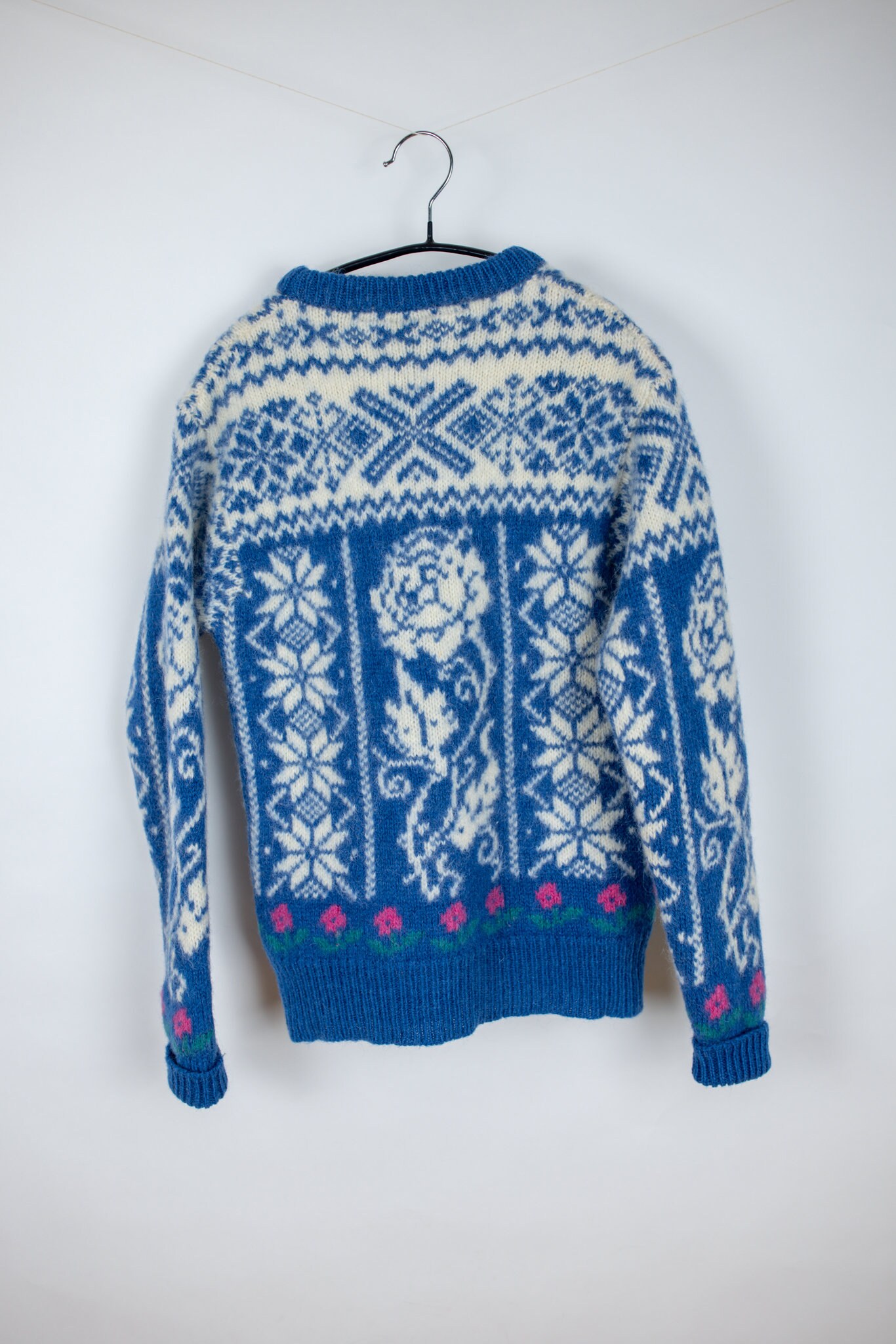 Vintage Bemidji Woolen Mills Rose Intarsia Wool Knit Sweater Size XS ...