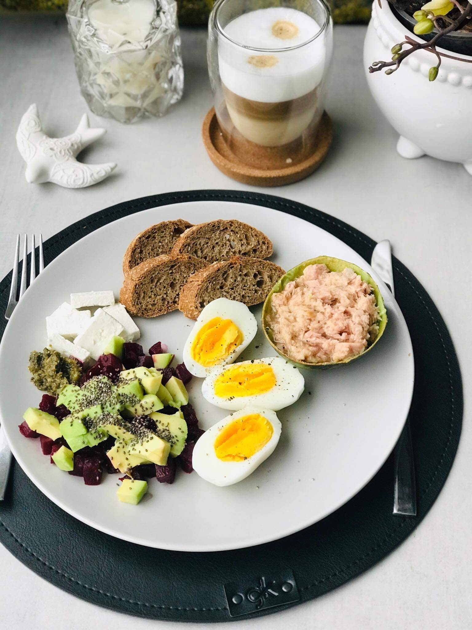 Handmade Classy Table Place Mats Set Fashionable Table Decor Home Decor ...