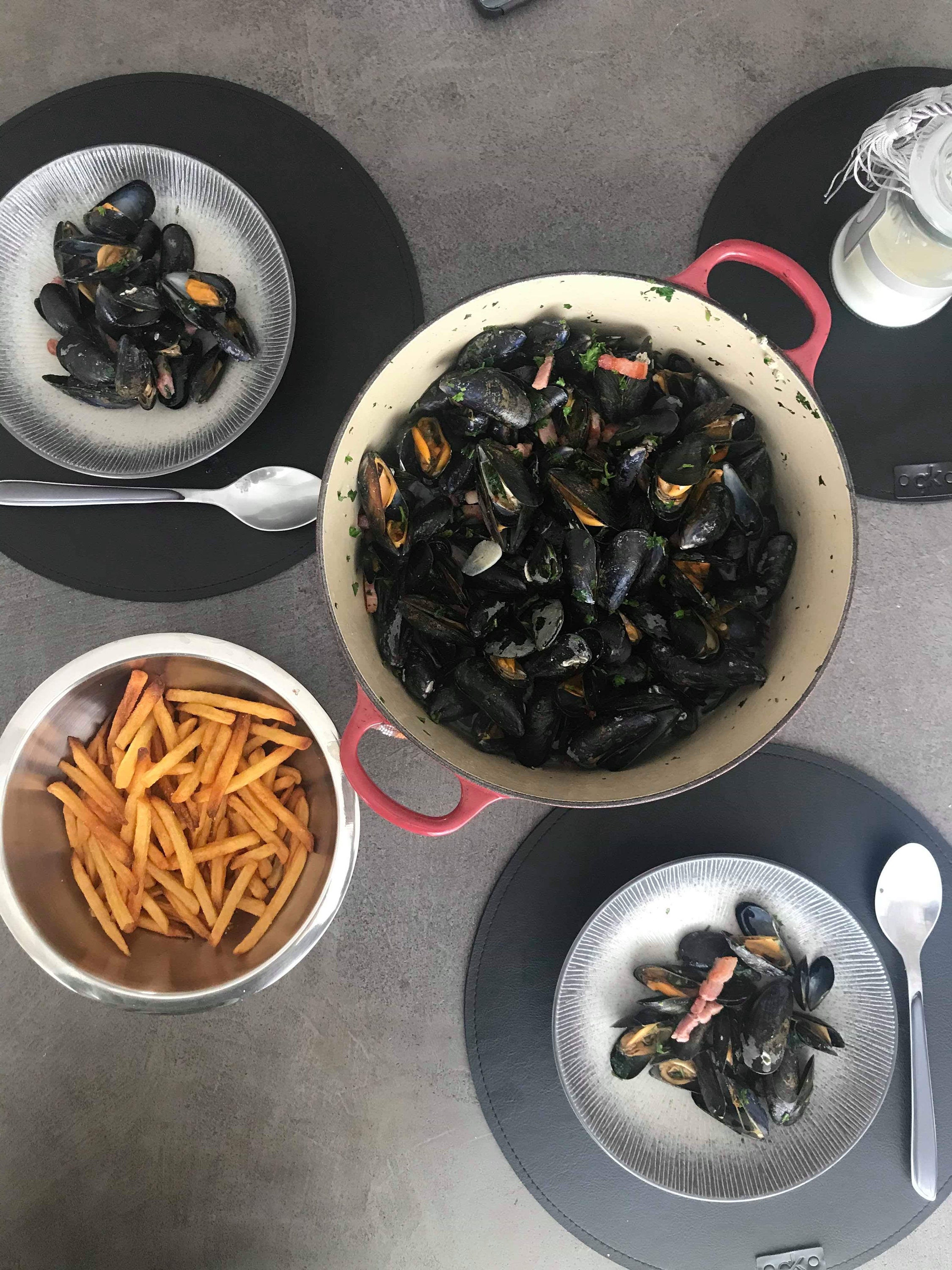 Handmade Classy Table Place Mats Set Fashionable Table Decor Home Decor ...