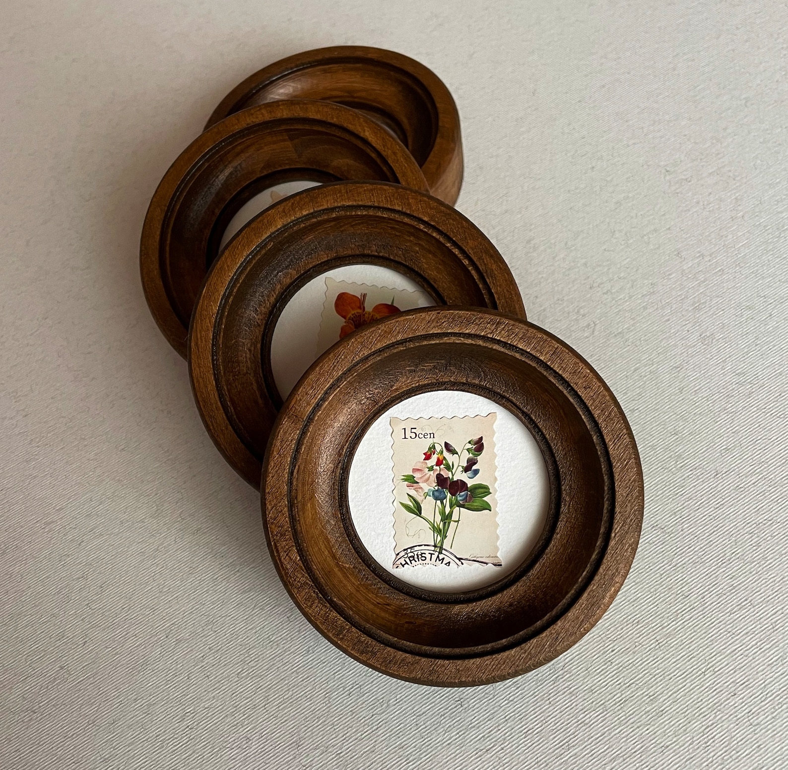 Small Picture Frame 2x2 Inches Round Wall Frame Round Photo Frame ...