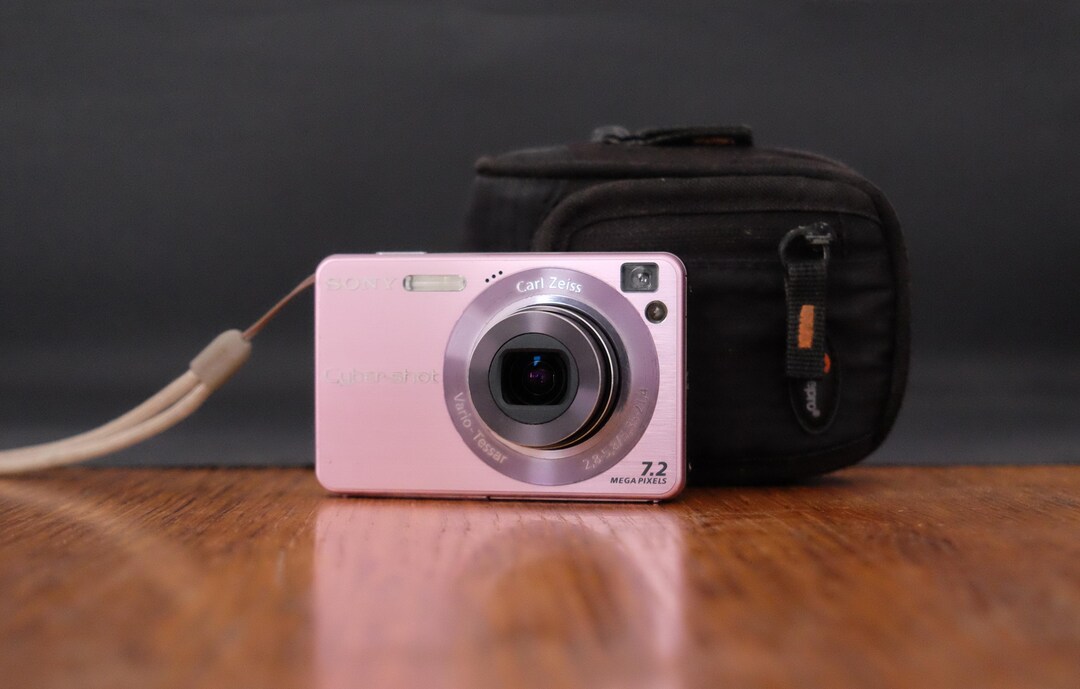 Sony Cybershot DSC-W120 7.2MP 4x Optical Zoom Compact Digital Camera ...