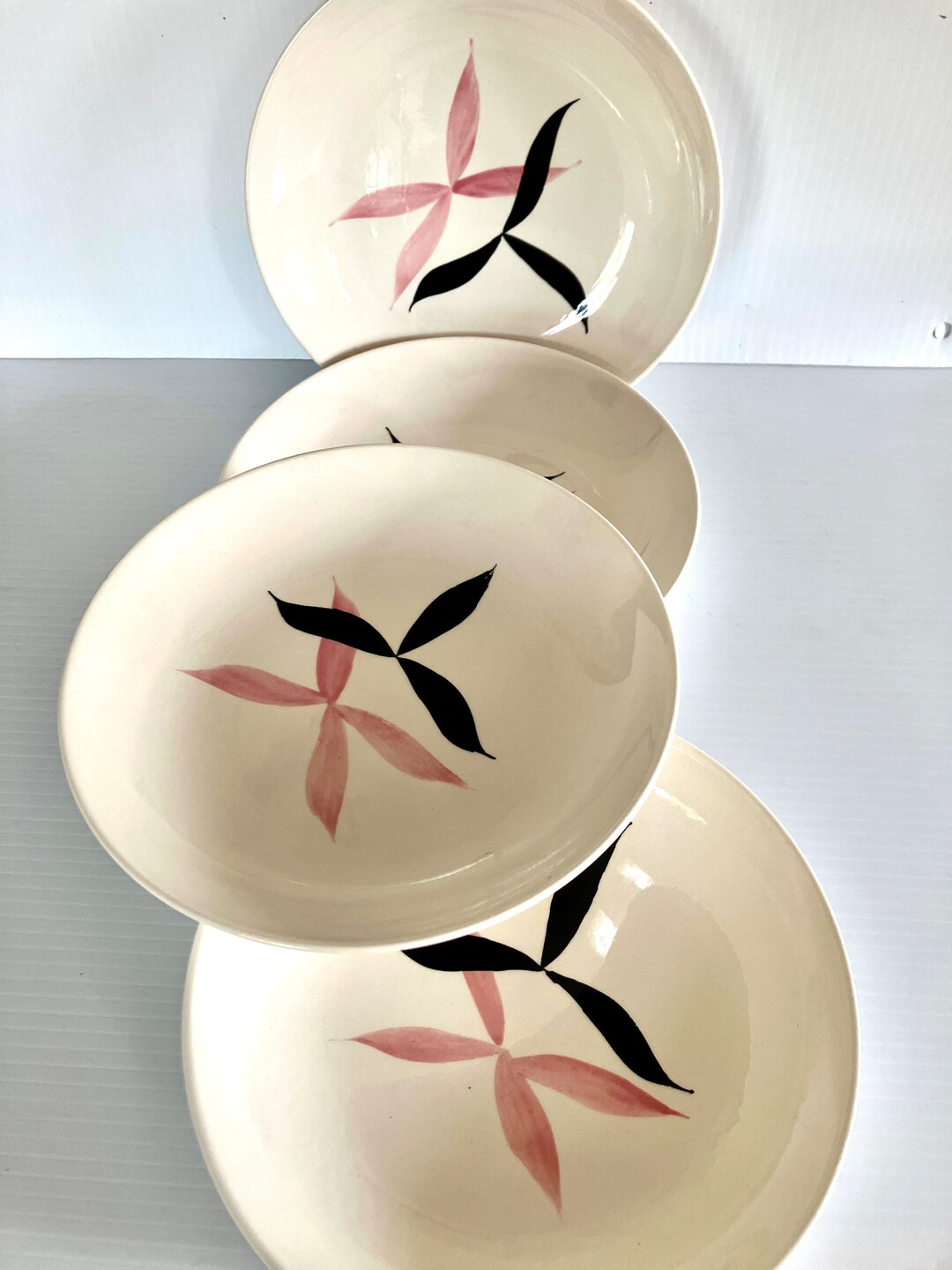 Vintage Mid-century( Set of 5) STETSON Bowls Pink/black - Dinnerware ...