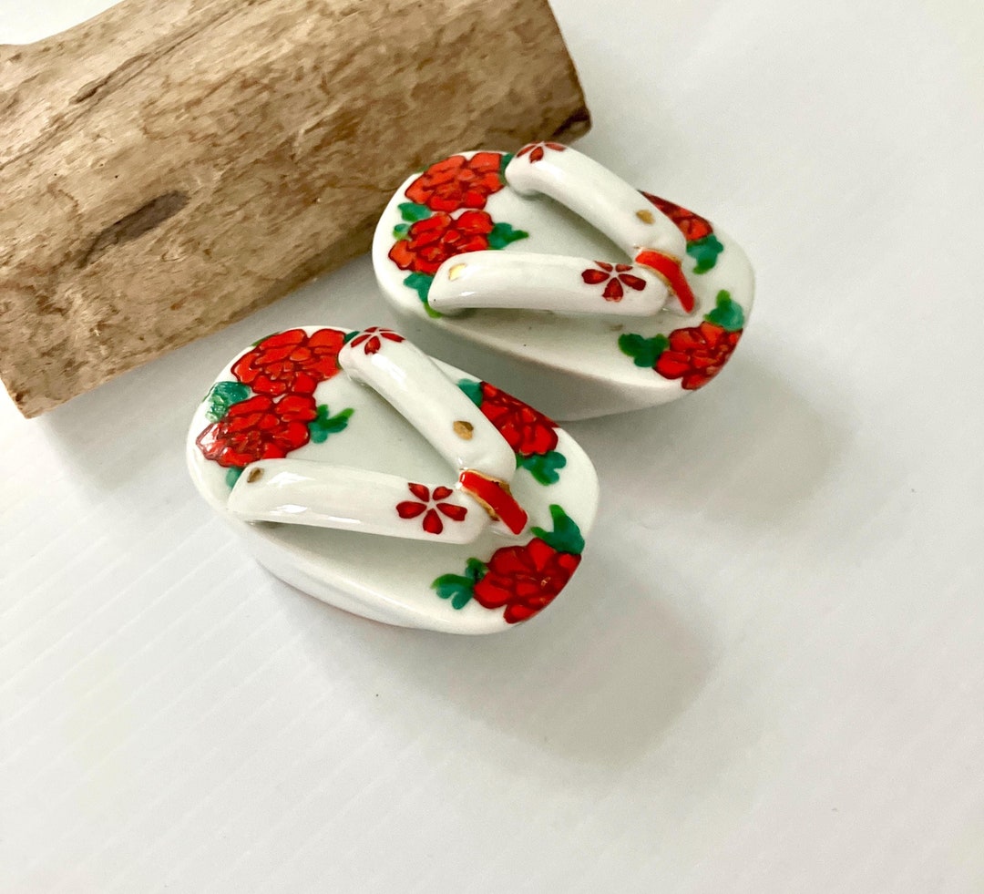 Vintage Japanese Geta Sandal Salt & Pepper Shakers Hand Painted With ...