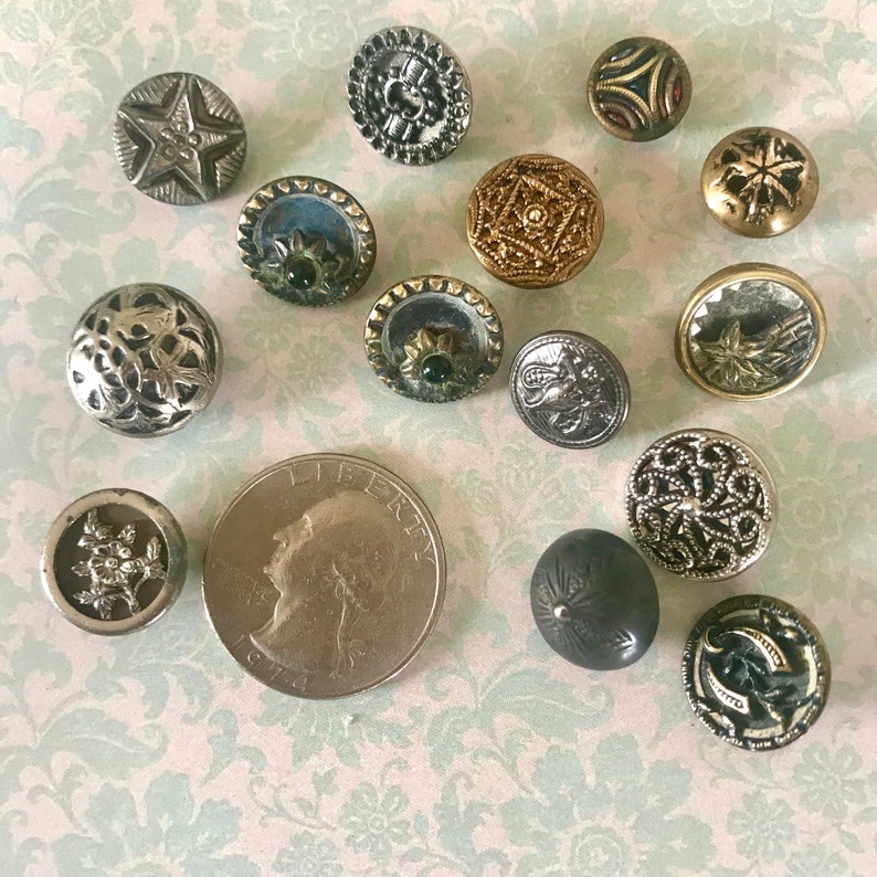 Lot of 14 Vintage Metal Buttons - Etsy