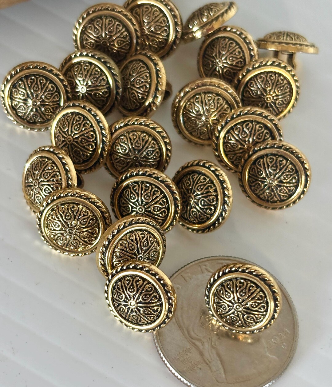 Vintage Set X 21 Plastic Antique Gold Buttons in Diameter 1/2in - Etsy