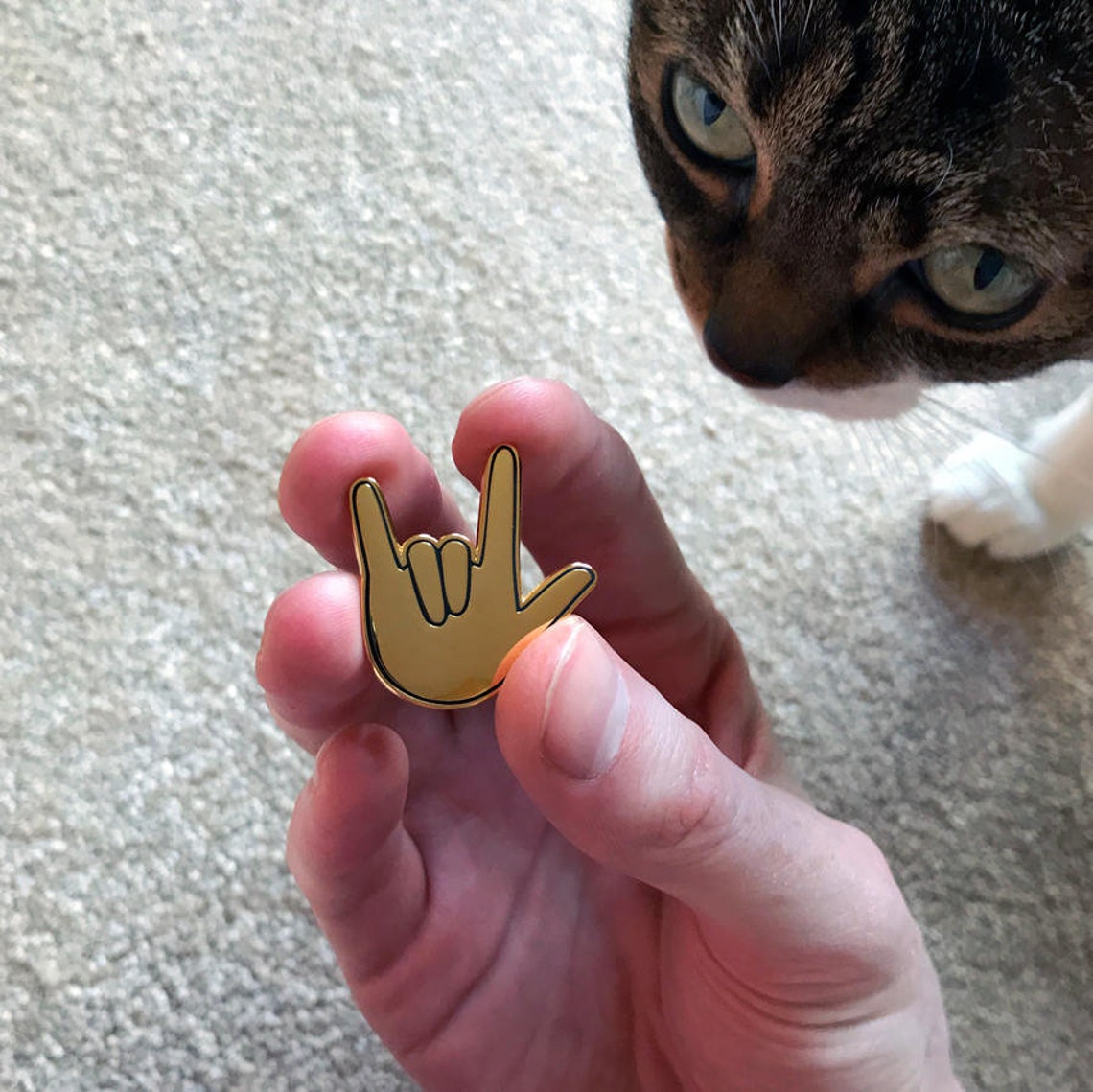 I Love You Sign Language Pin Badge Gift ASL BSL AUSLAN - Etsy