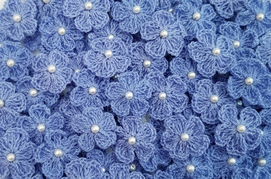 25 Cornflower Blue Mini Crocheted Flowers With Small Pearl Beads, 3/4 to 1 Inch Size Flowers ...