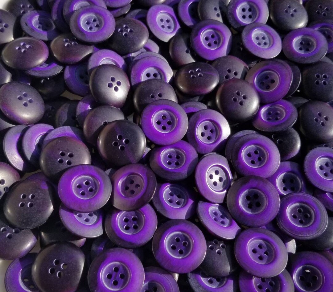 10 Variegated Purple Picasso Buttons, Size 21mm, 7/8" Round, 4 Holes ...