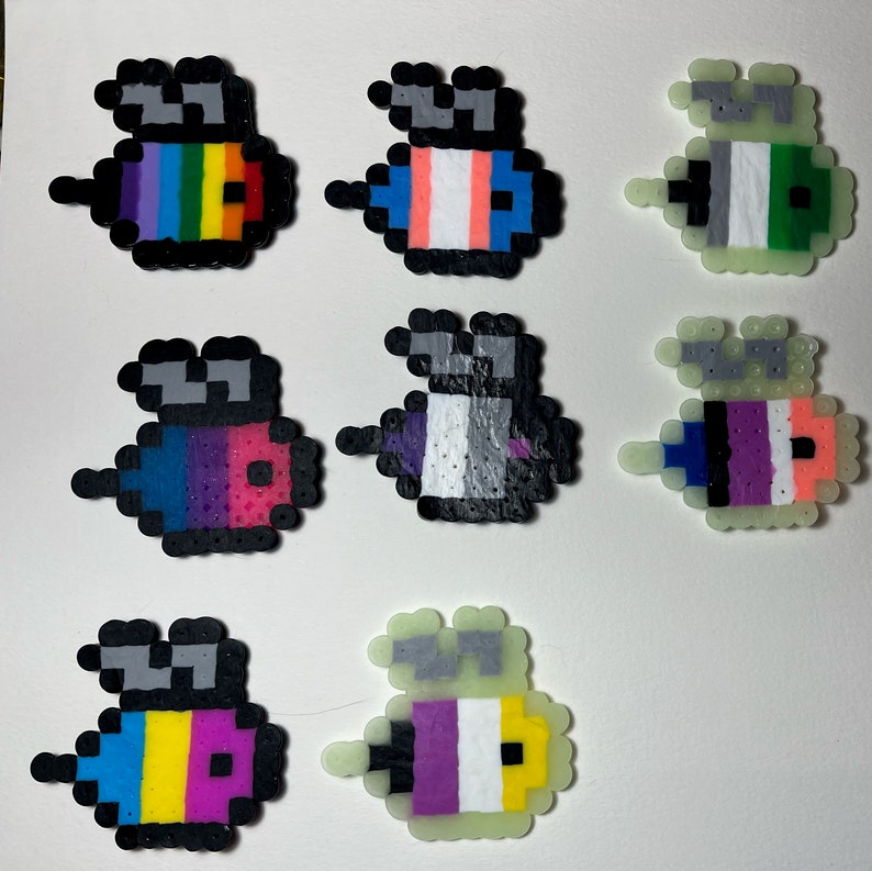 Pride Bee Keychain - Etsy