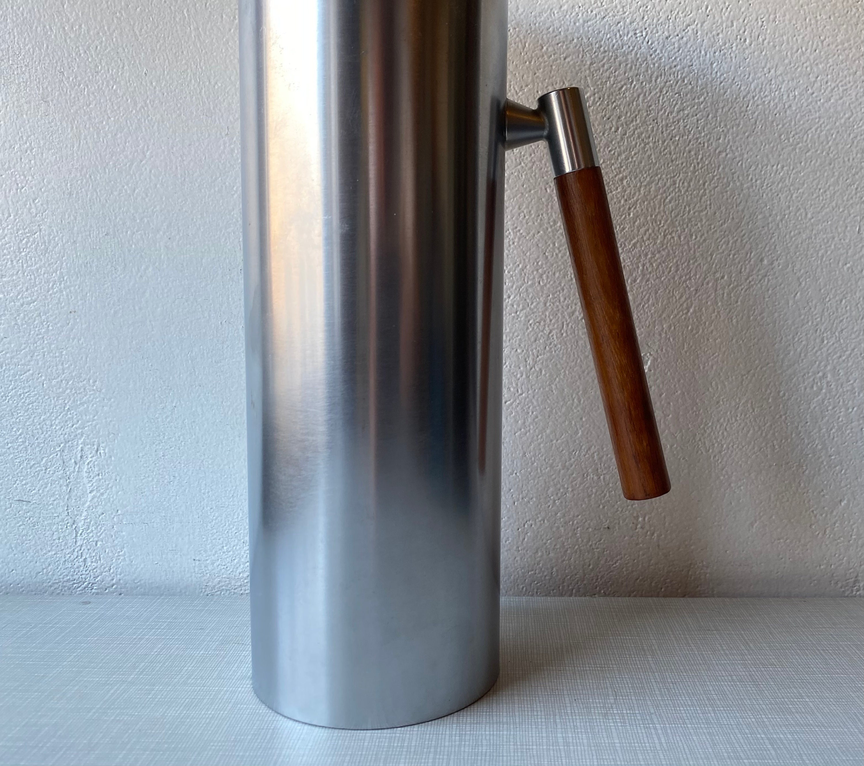 Mid Century Modern Water Pitcher - Etsy