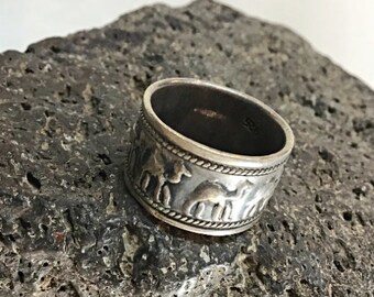 Camel Ring - Etsy UK