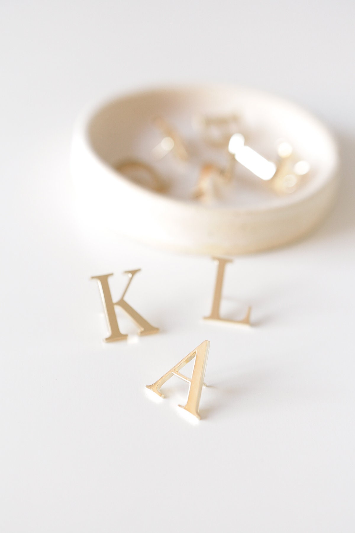 The Gold Monogram - Etsy