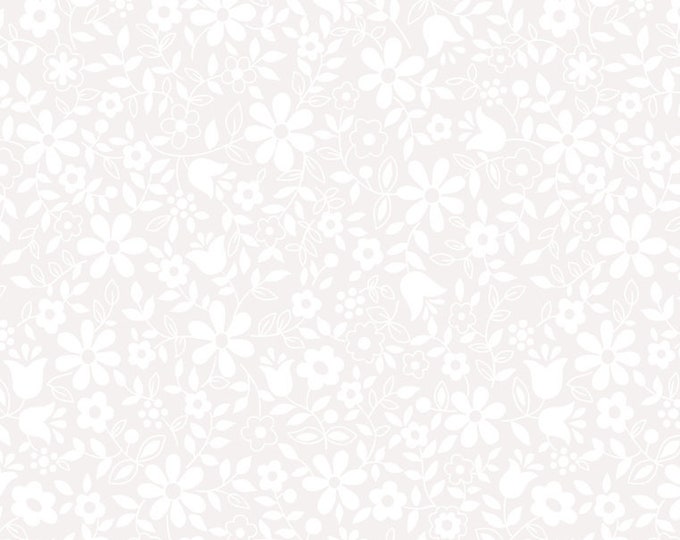Moda "whispers" Flower Patch White (33557-11) by Studio M Designer - Etsy