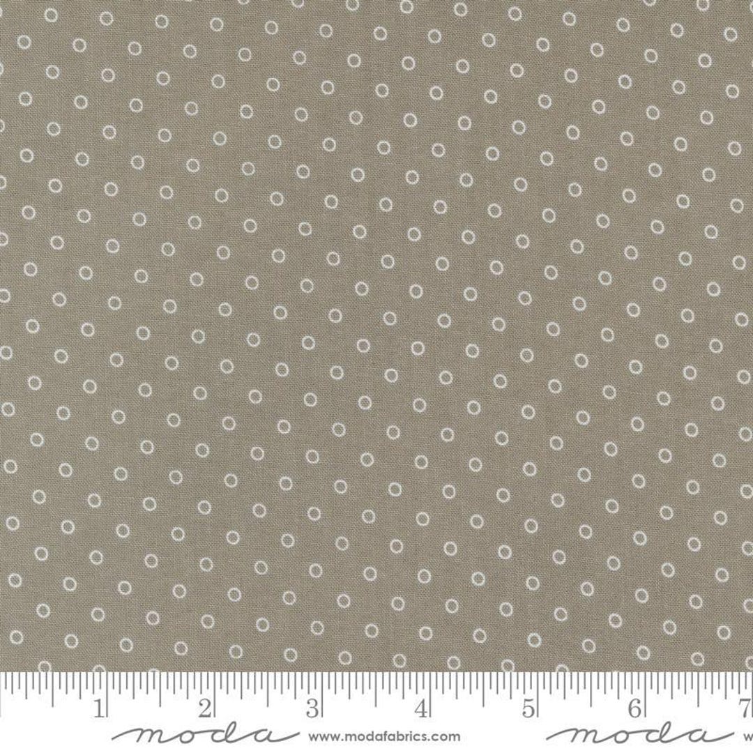 Moda "rosemary Cottage" Darling Dot Dots Cedar (55318-19) by Camille ...