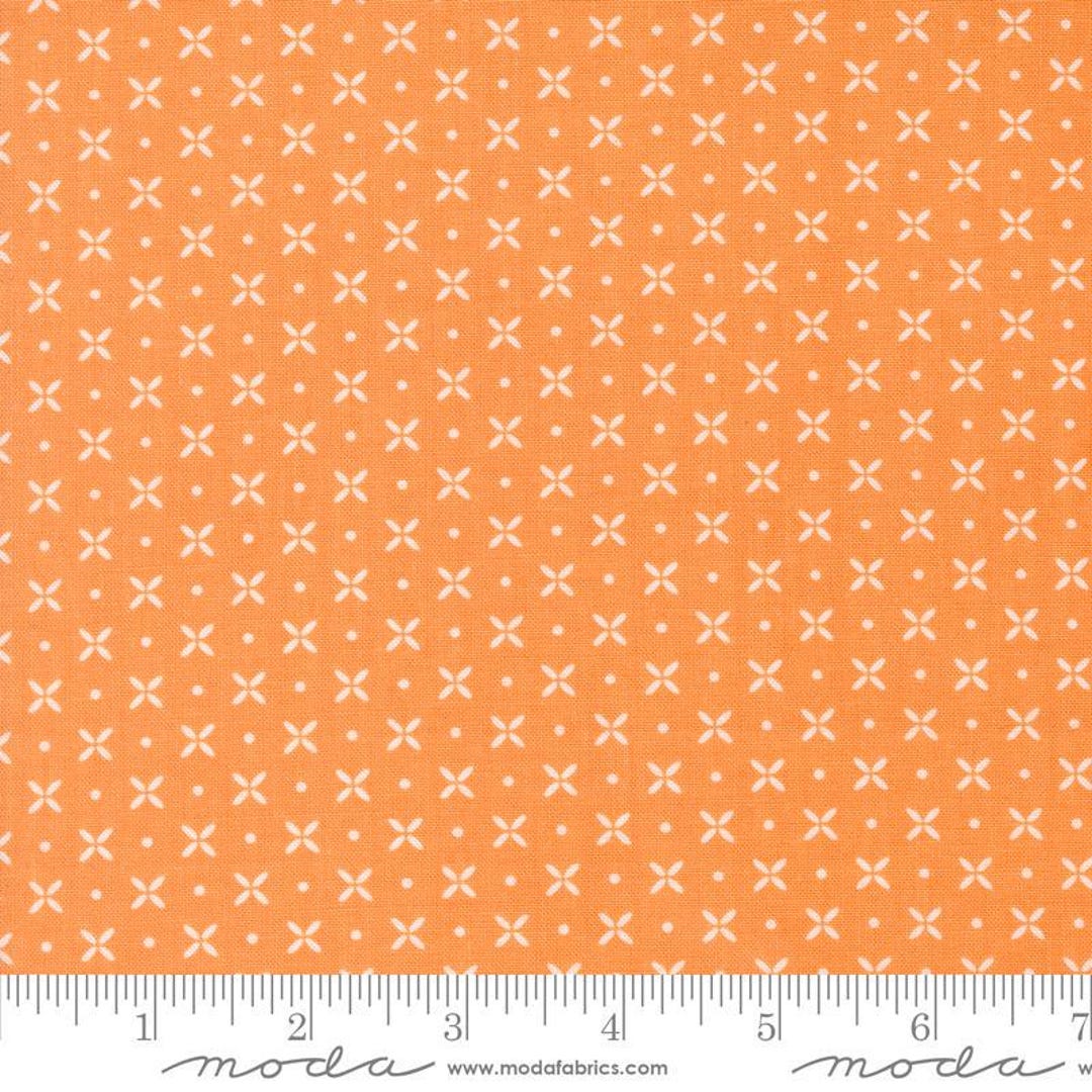 Moda "laguna Sunrise" Orange Peel Blenders Dot Orange (37686-19) by ...