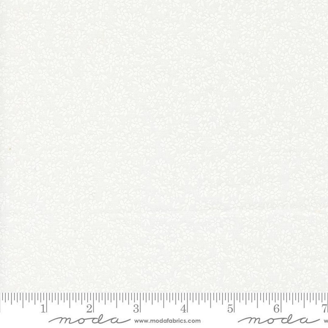 Moda "laguna Sunrise" Harbor Florals off White White (37685-31) by ...