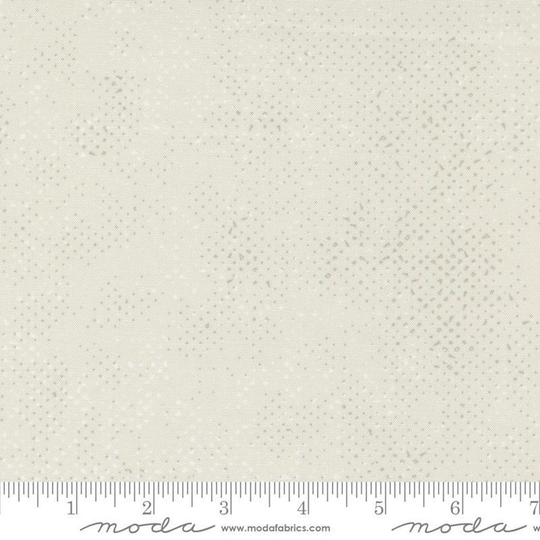 Moda "shimmer" Spotted Ecru (1660-86) by Zen Chic - Etsy
