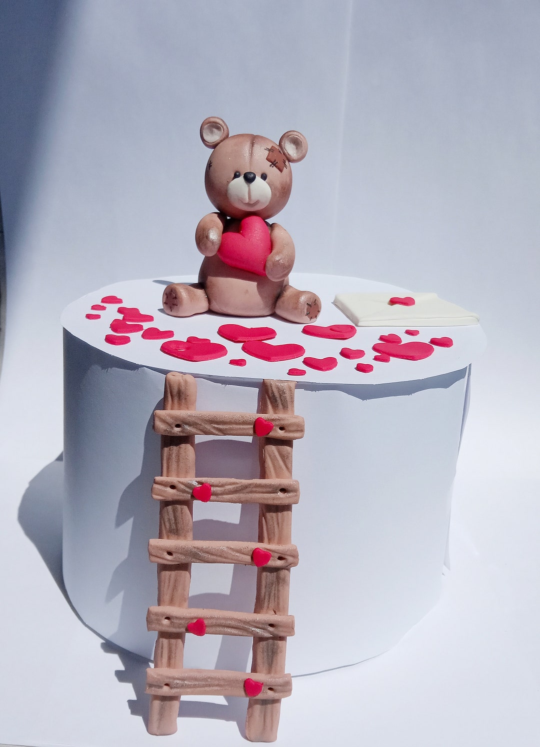 Fondant Teddy Bear With Ladder and Hearts Cake Topper, Fondant Cake ...