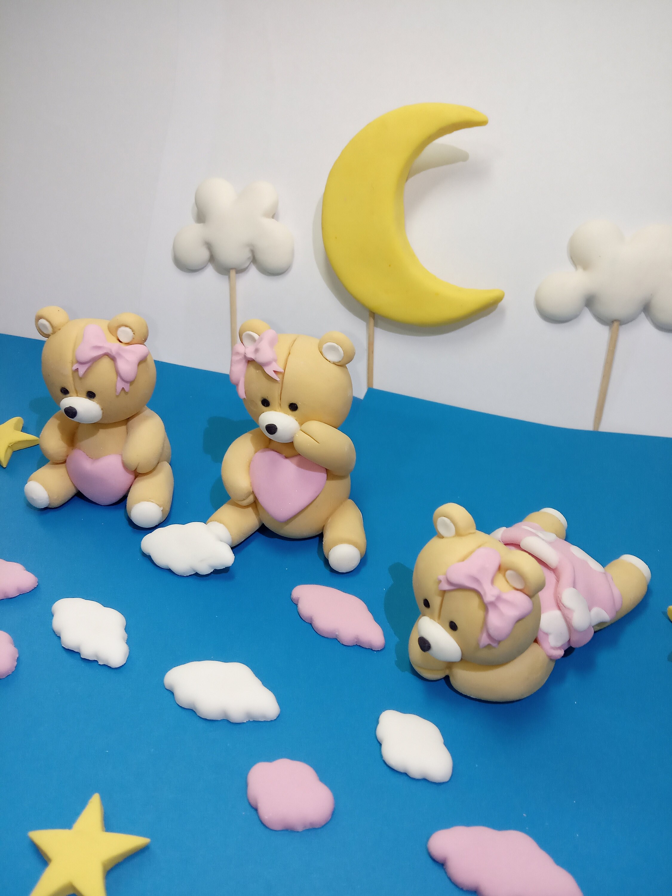 Fondant Teddy Bears With Moon and Clouds Cake Topper, Fondant Cake ...