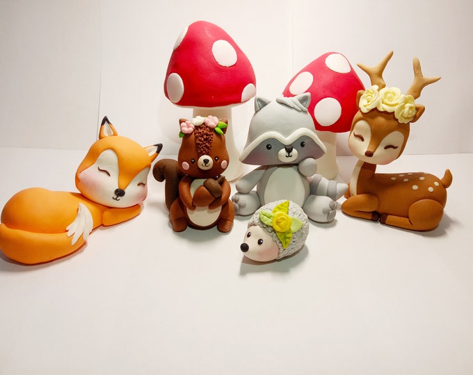 Fondant Woodland Animal Cake Topper Fawn, Squirrel,hedgehog, Mushroom ...