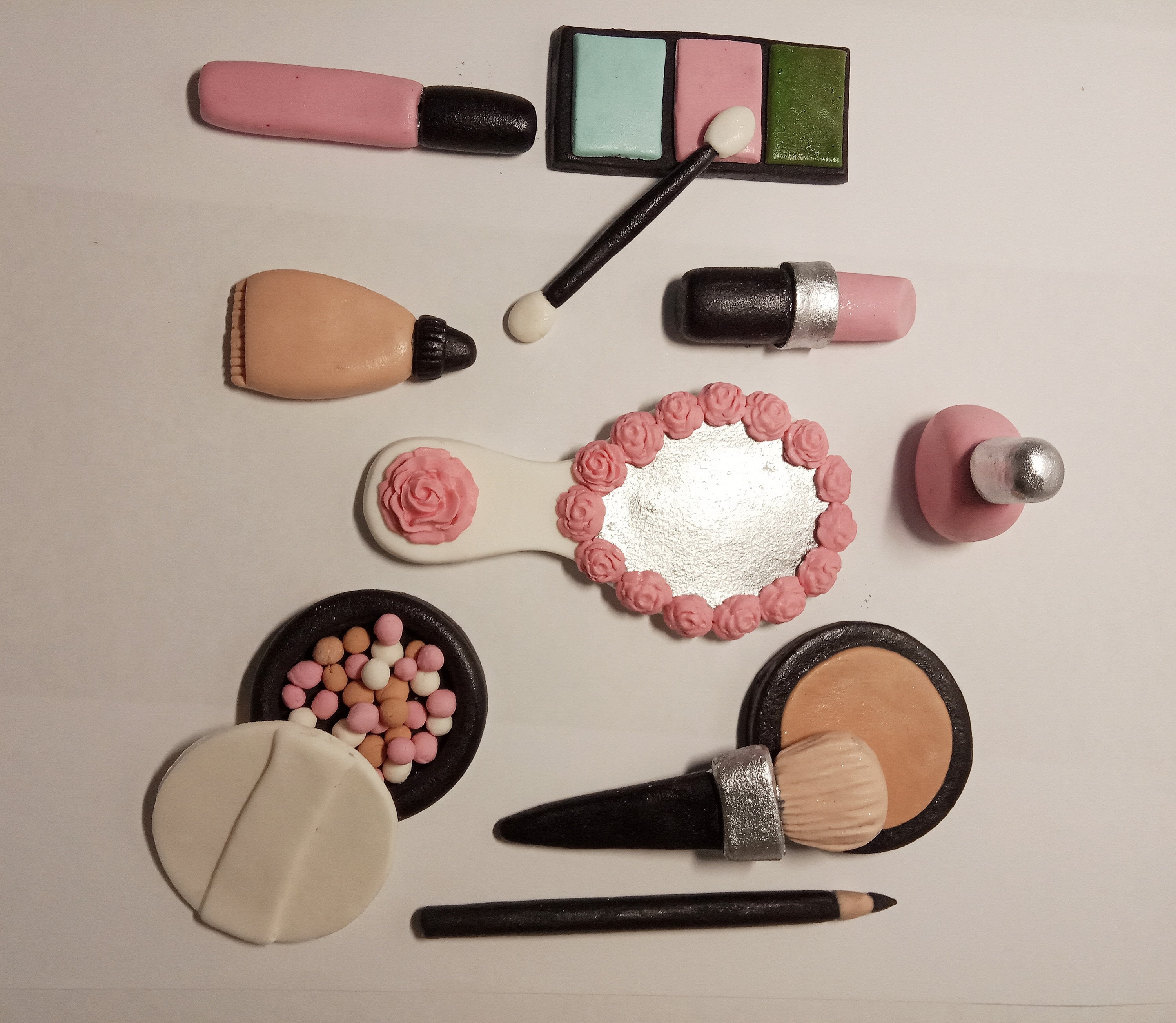 Fondant Make up Set up Cake Topper, Sugar Fondant Decoration Birthday ...