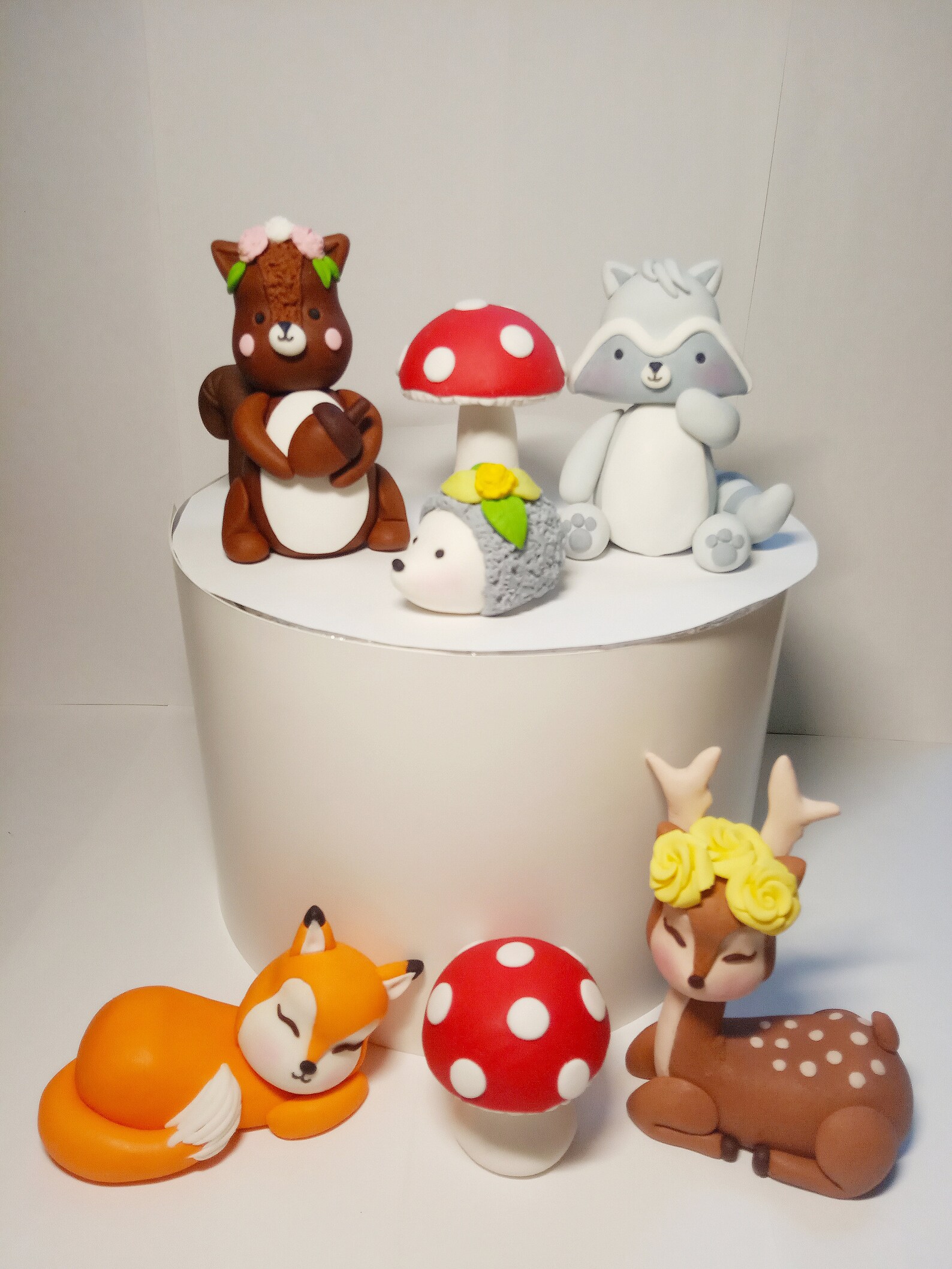 Fondant Woodland Animal Cake Topper Fawn Squirrelhedgehog - Etsy