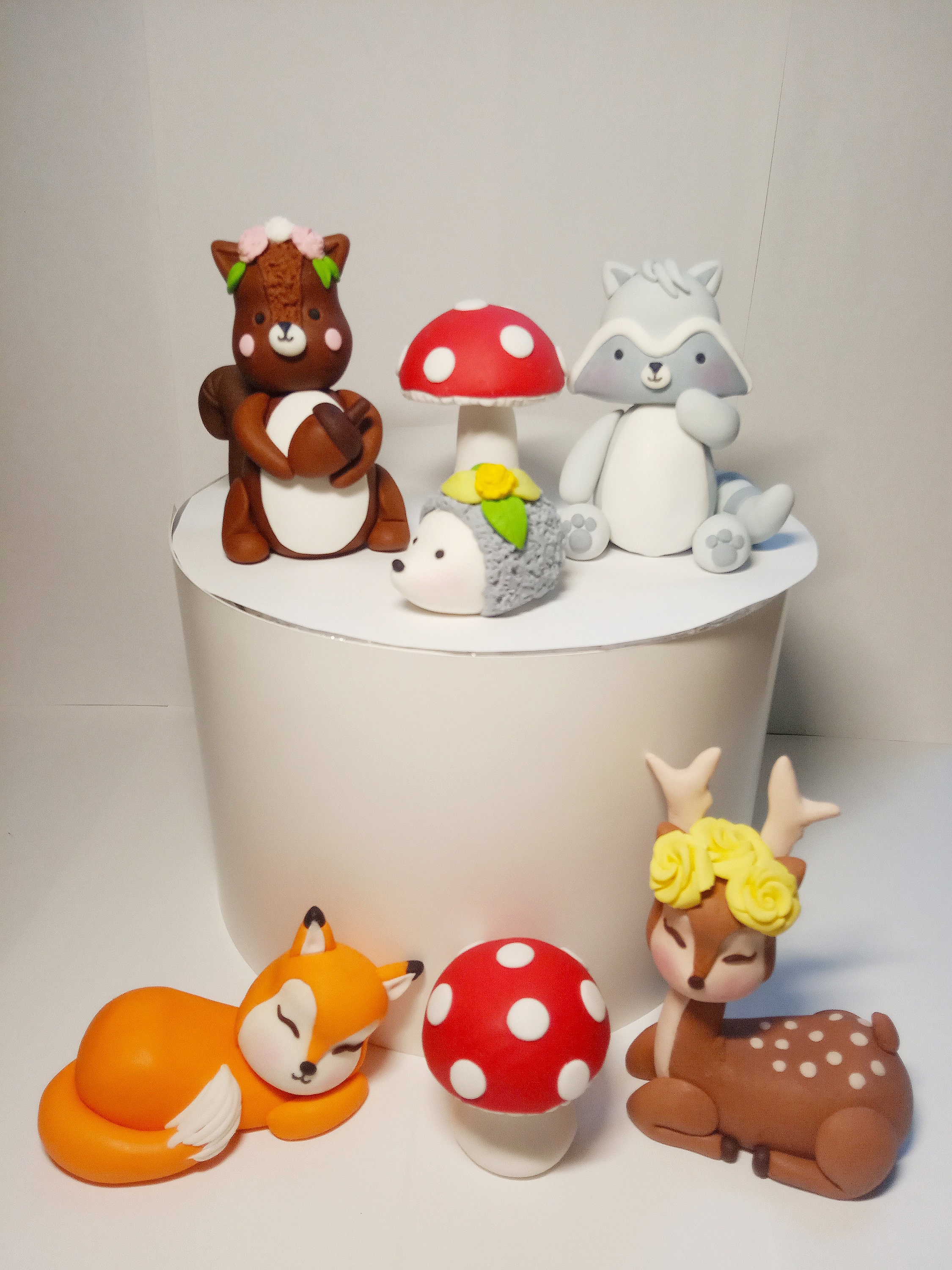 Fondant Woodland Animal Cake Topper Fawn Squirrelhedgehog - Etsy