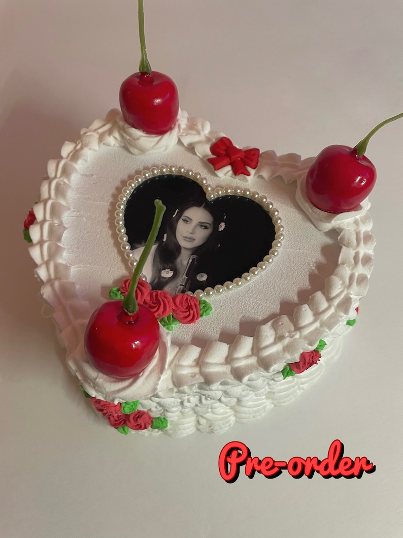 I LOVE LANA Vintage Fake Cake Jewelry Box white - Etsy