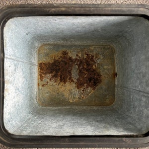 Vintage Cooler : Eskimo Faded Red Rusty Insulated Ice Chest Bottle ...