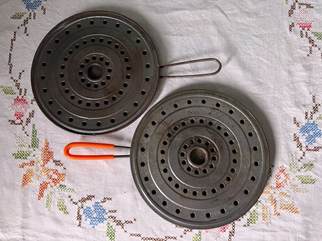Vintage Heat Diffuser : Round Metal Flame Fanner Wire Handle Mini Pot ...