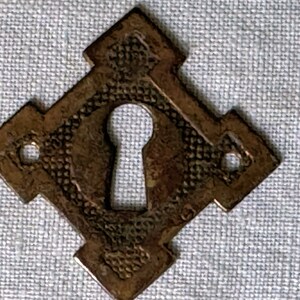 Vintage Keyhole : Brass Key Hole Escutcheon Square Gothic Diamond ...