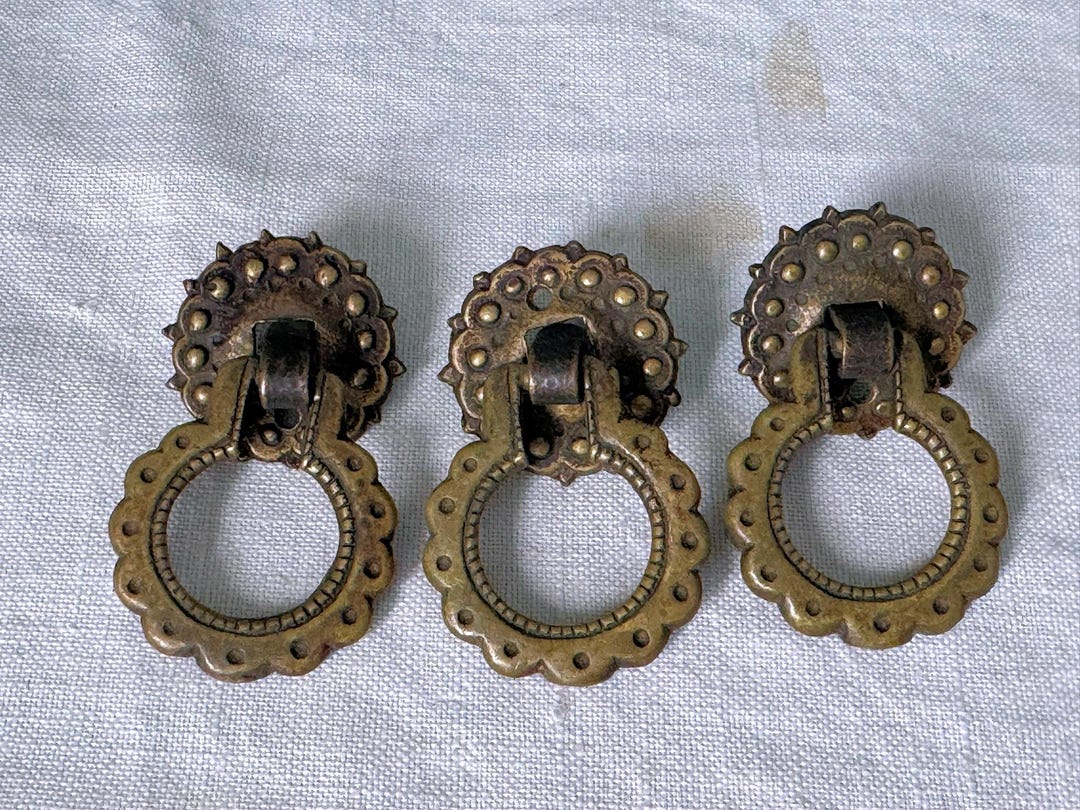 Vintage Drawer Pull : Drop Round Loop Handle Knob Patina Replacement ...