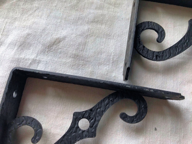 Vintage Bracket Set: Set 2 Small Black Painted Hammered Metal | Etsy