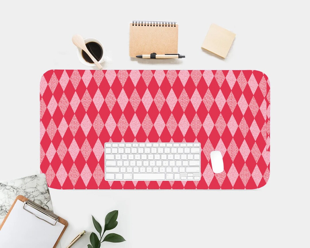 Diamond Checker Print Desk Mat, Aesthetic Desk Accessory, Cute ...